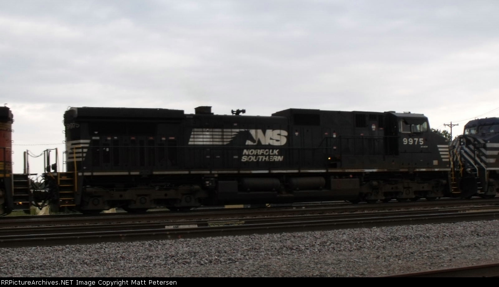 NS 9975